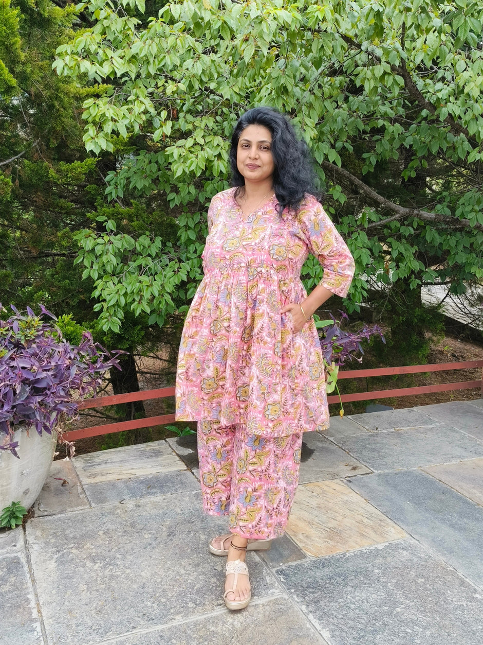 CraftsandLooms | Ethnic & Fusion Wear for Women, Handlooms, Handicraft ...