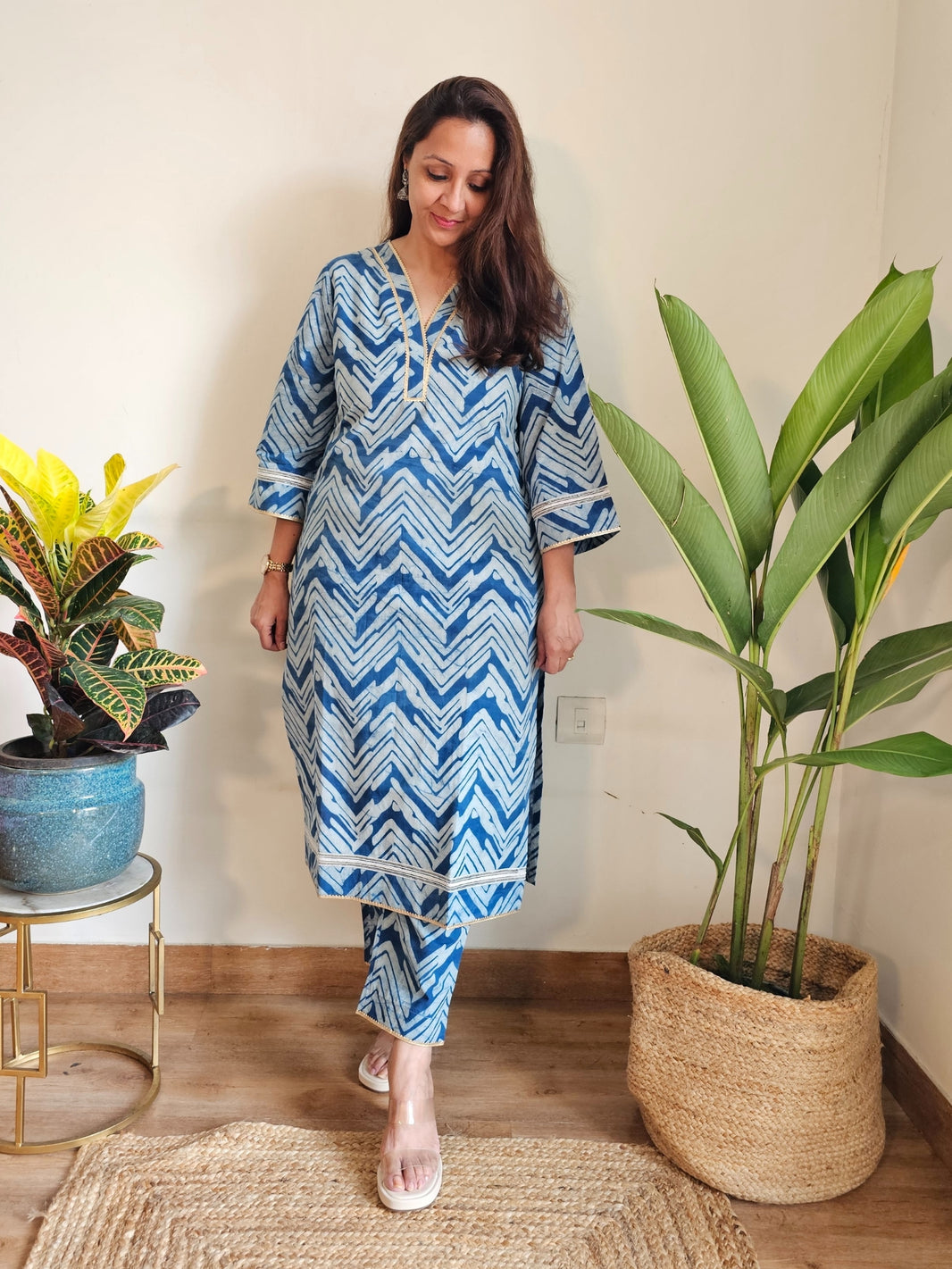 CraftsandLooms | Ethnic & Fusion Wear for Women, Handlooms, Handicraft ...